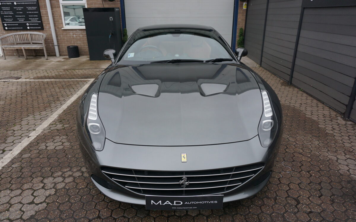 2016 (16) Ferrari California T Handling Speciale (HS) - MAD Automotives
