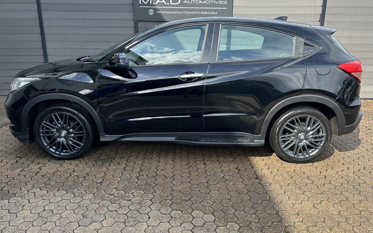 2018 (18) Honda HR-V Black Edition 1.5 petrol - MAD Automotives
